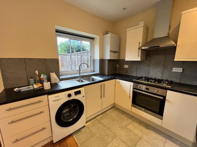 2 Bed Semi Detached House, West End, BS3