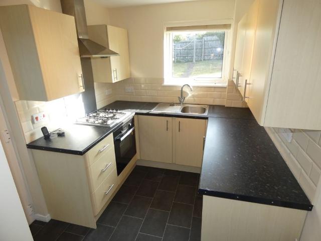 2 bed Semi Detached To Let