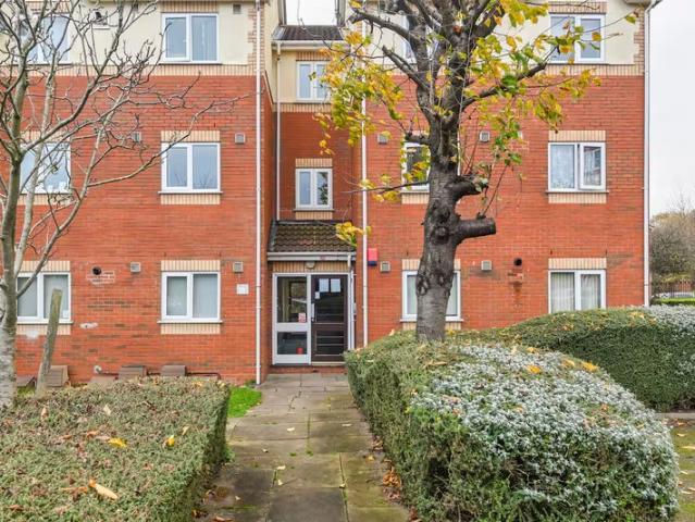 2 bed Sharing flat Near to city centre