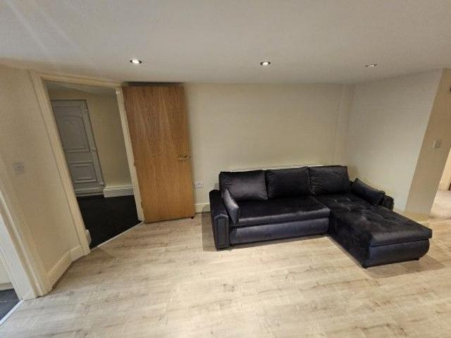 2 Bed Student flat Fallowfield Manchester