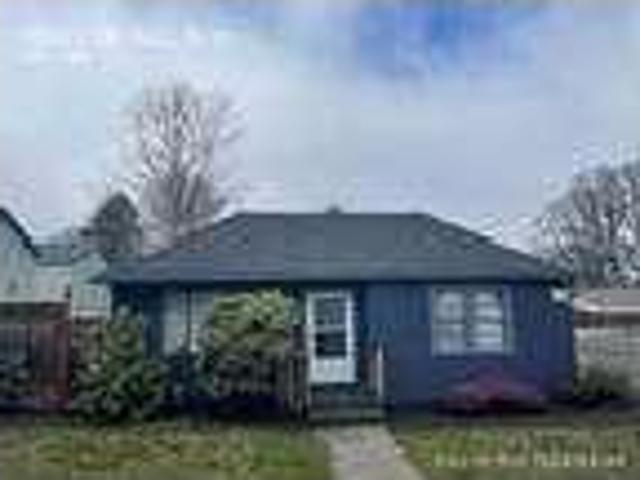 2 Bedroom 3 Bath In Tigard OR 97223