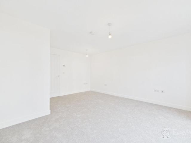 2 Bedroom