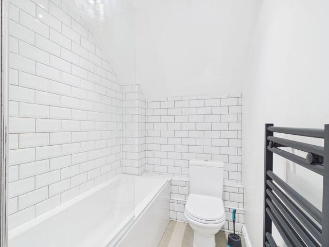 2 Bedroom