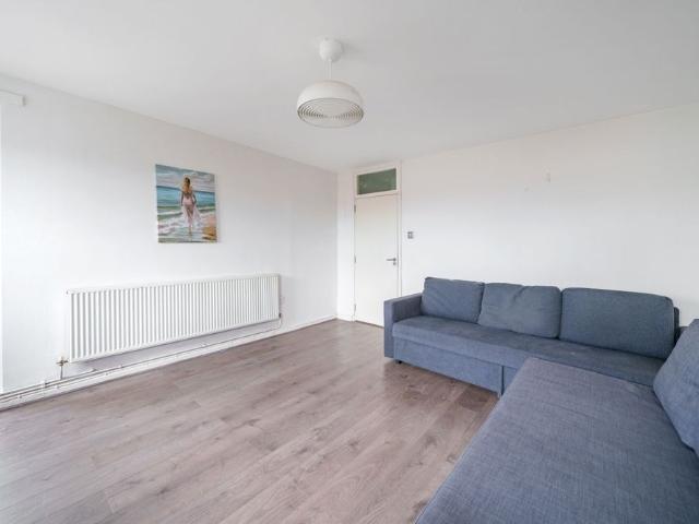 2 Bedroom