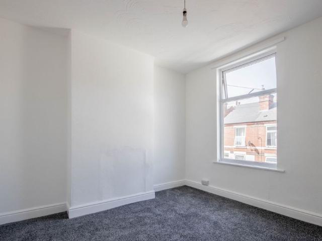 2 Bedroom