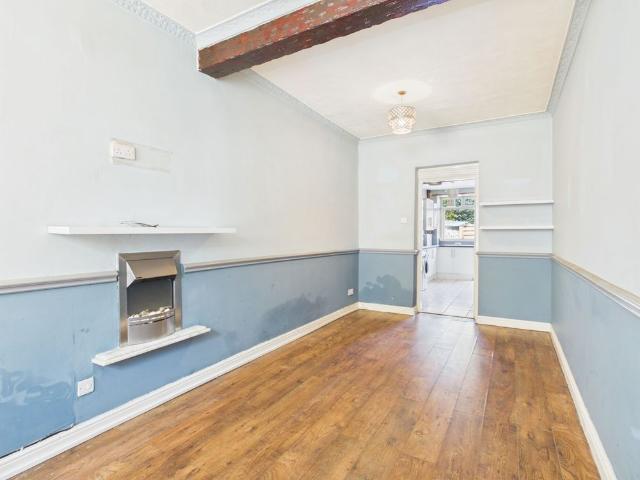 2 Bedroom