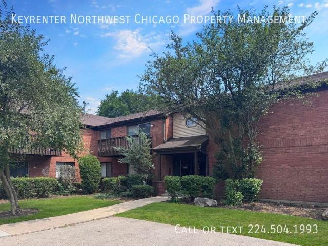 2 Bedroom 1.5 Bath condo with a view!