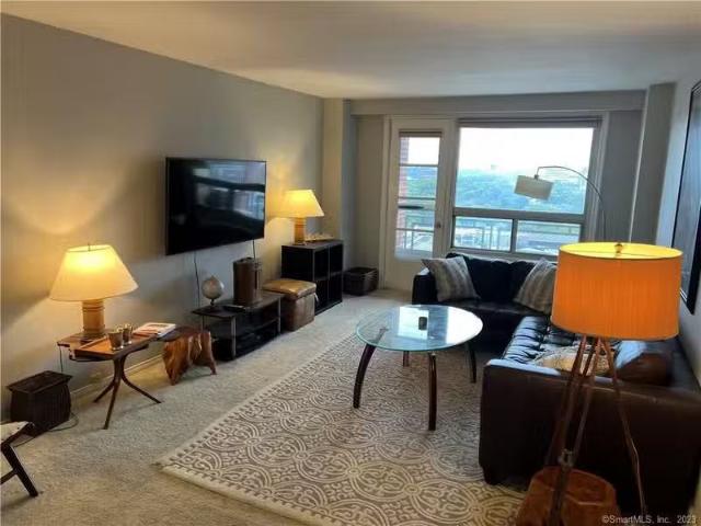 2 bedroom 1 bath condo for sale