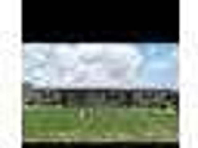 2 bedroom, 1 bath Duplex, 1030 sq/ft