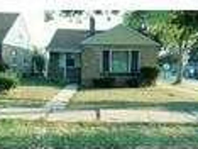 2 Bedroom 1 Bath In Milwaukee WI 53216