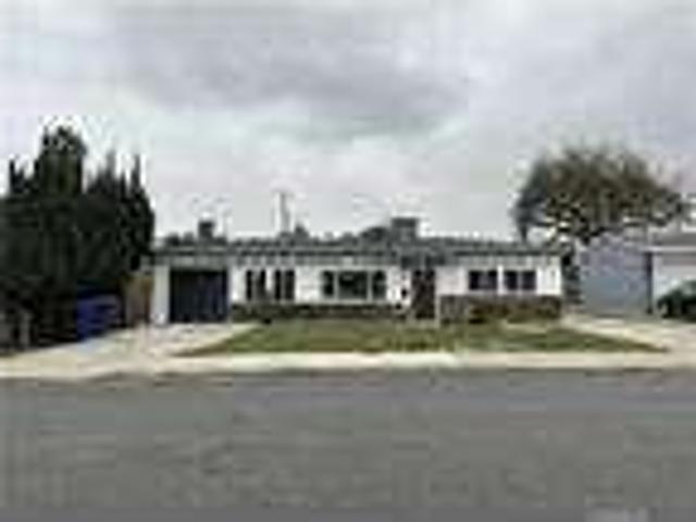 2 Bedroom 1 Bath In Montclair CA 91763