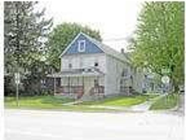 2 Bedroom 1 Bath In Mount Clemens MI 48043