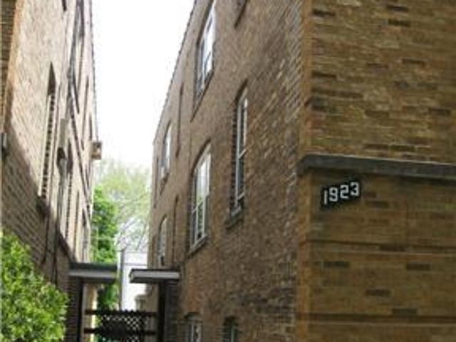 2 Bedroom 1 Bath in Berwyn