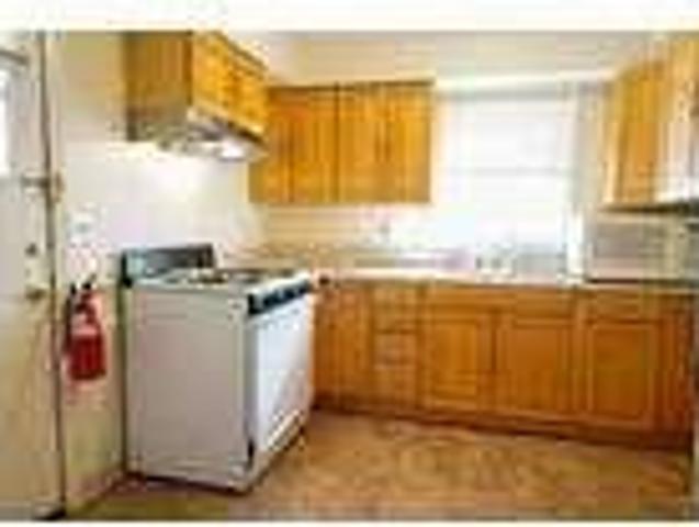2 Bedroom 1 Bath In Bound Brook NJ 08805