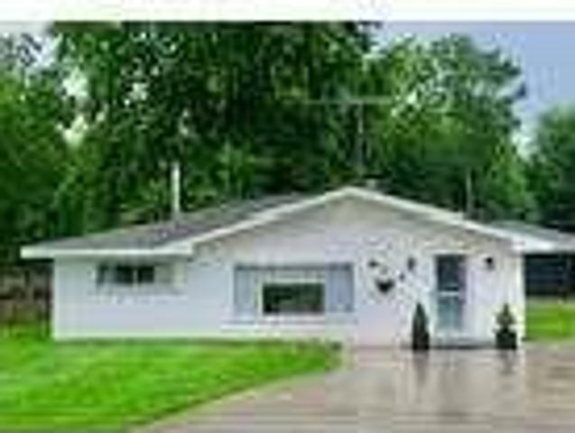 2 Bedroom 1 Bath In Chesterfield Township Michigan 48047