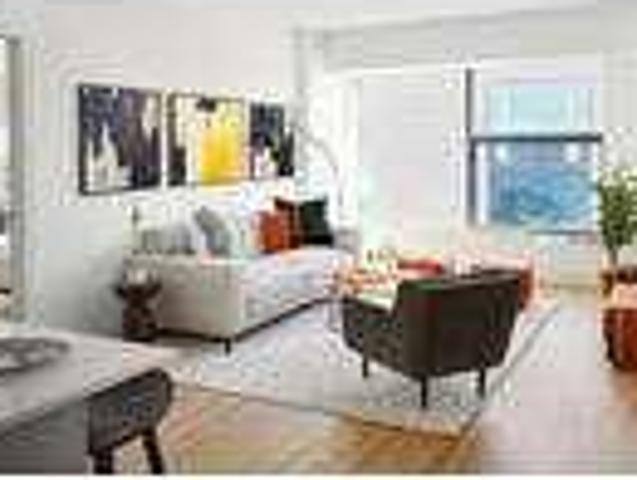 2 Bedroom 1 Bath In Chicago IL 60607