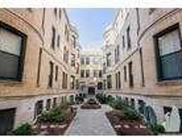 2 Bedroom 1 Bath In Chicago IL 60610