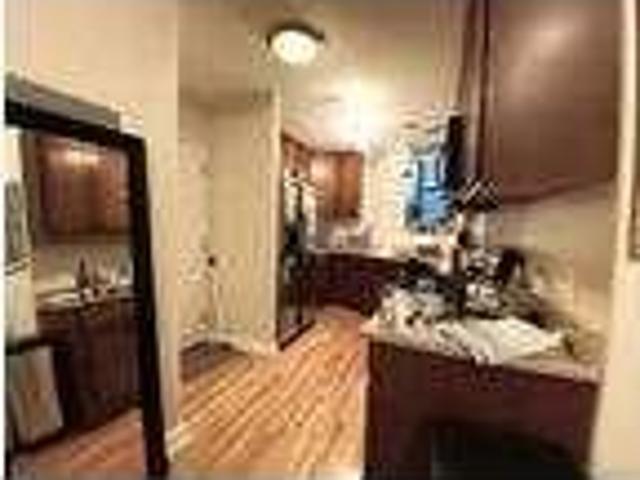 2 Bedroom 1 Bath In Chicago IL 60613