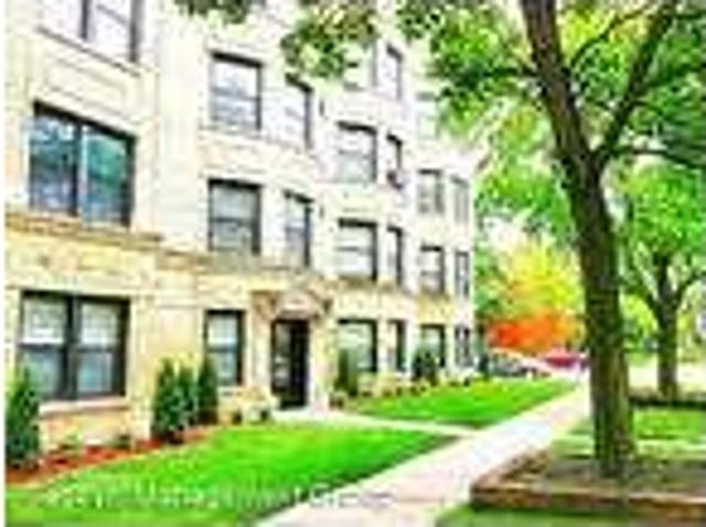 2 Bedroom 1 Bath In Chicago IL 60625