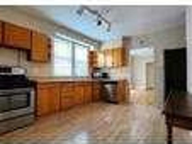 2 Bedroom 1 Bath In Chicago IL 60630