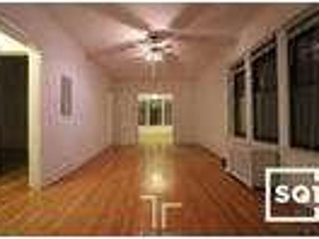 2 Bedroom 1 Bath In Chicago IL 60641