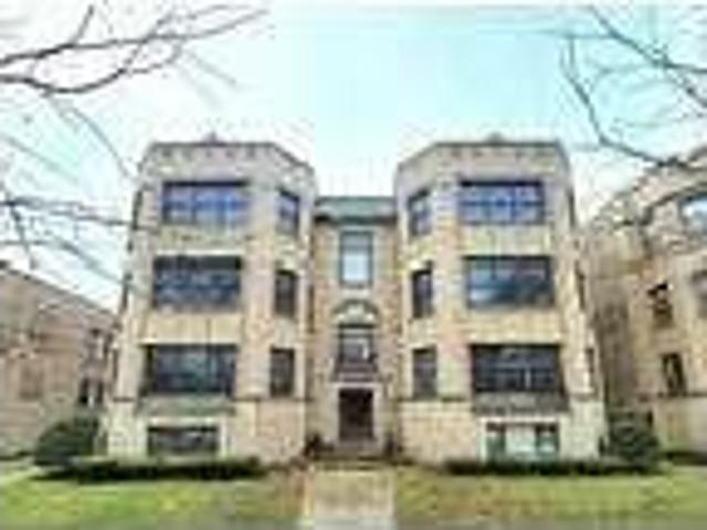 2 Bedroom 1 Bath In Chicago IL 60645