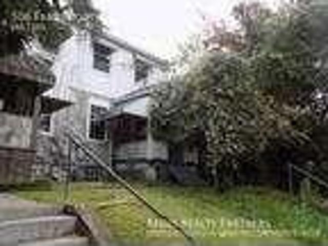 2 Bedroom 1 Bath In Clairton PA 15025
