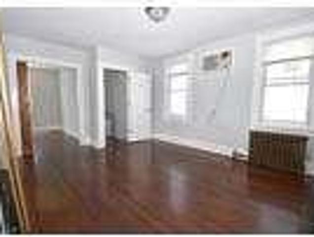2 Bedroom 1 Bath In Clifton NJ 07014