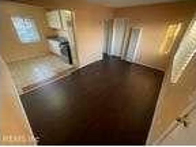 2 Bedroom 1 Bath In COMPTON CA 90222