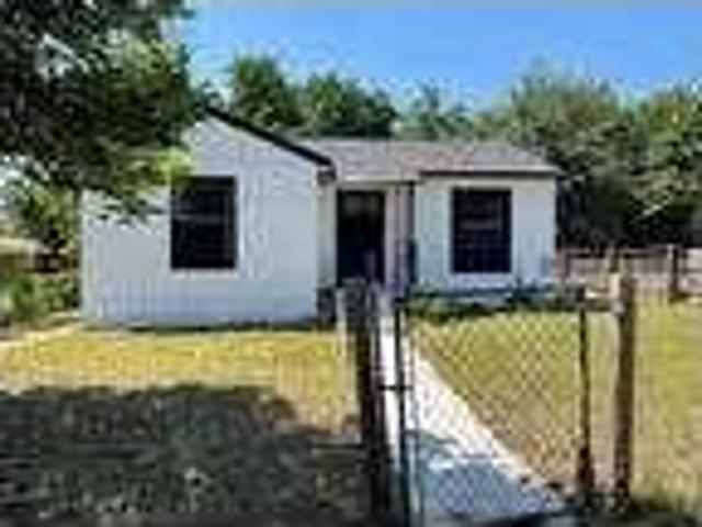 2 Bedroom 1 Bath In Dallas Texas 75210