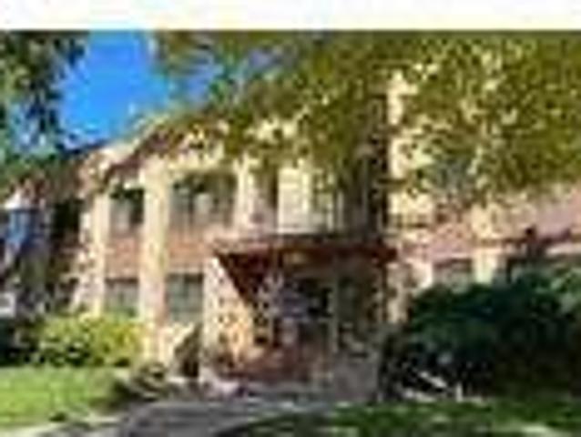 2 Bedroom 1 Bath In Denver CO 80220