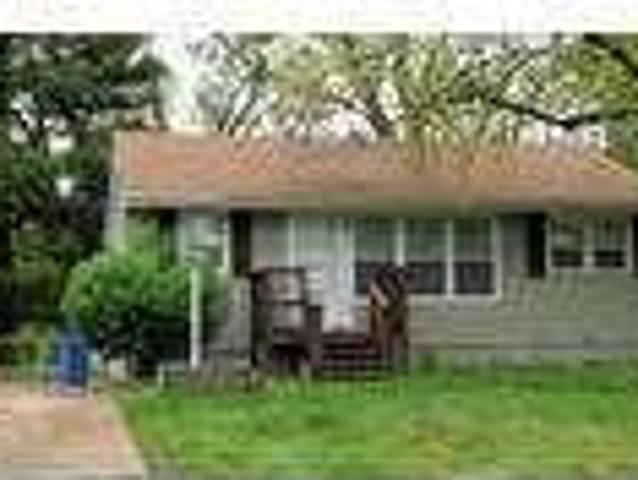 2 Bedroom 1 Bath In Florissant Missouri 63031