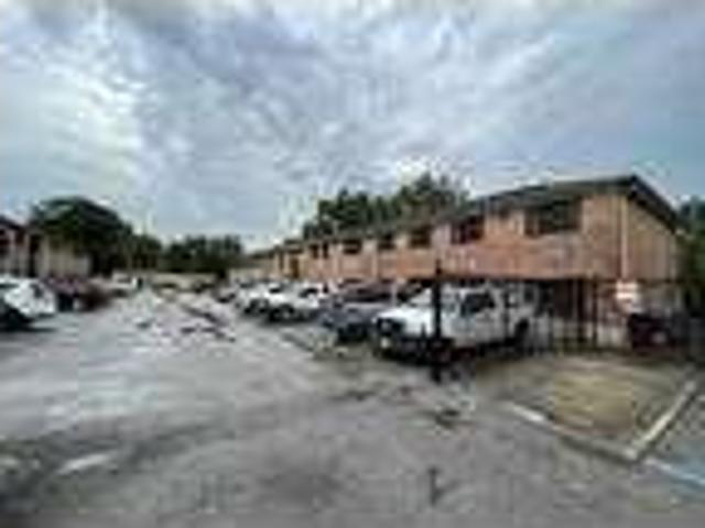 2 Bedroom 1 Bath In Houston TX 77022