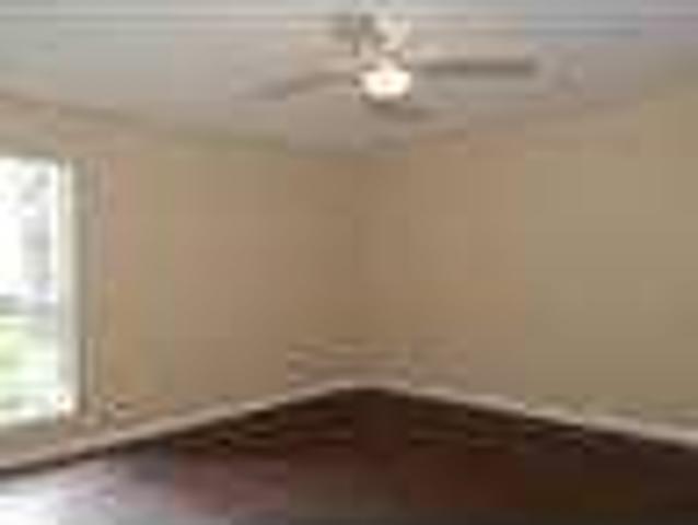 2 Bedroom 1 Bath In Houston TX 77060