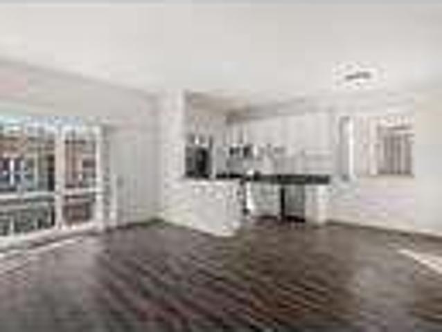 2 Bedroom 1 Bath In Inglewood CA 90303
