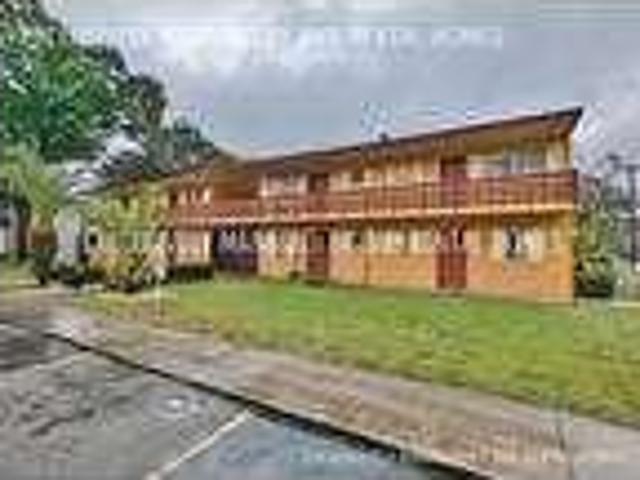 2 Bedroom 1 Bath In Jacksonville FL 32211