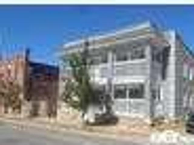 2 Bedroom 1 Bath In Kansas City MO 64127