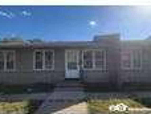 2 Bedroom 1 Bath In Kansas City MO 64128