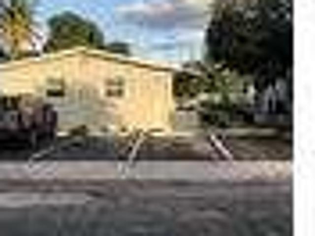 2 Bedroom 1 Bath In Lake Worth FL 33460