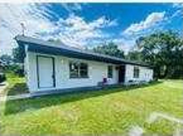 2 Bedroom 1 Bath In Lakeland Florida 33803