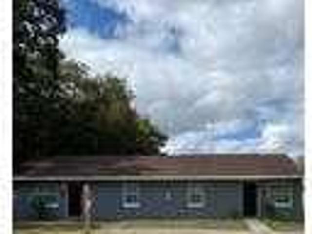 2 Bedroom 1 Bath In Leesburg Florida 34748