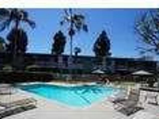 2 Bedroom 1 Bath In Los Angeles California 90034