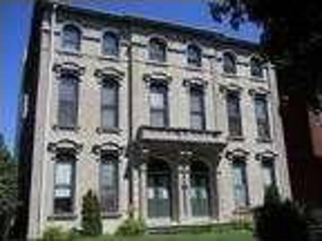 2 Bedroom 1 Bath In LOUISVILLE KY 40204