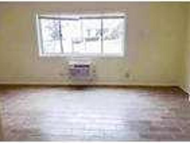 2 Bedroom 1 Bath In Park Ridge IL 60068