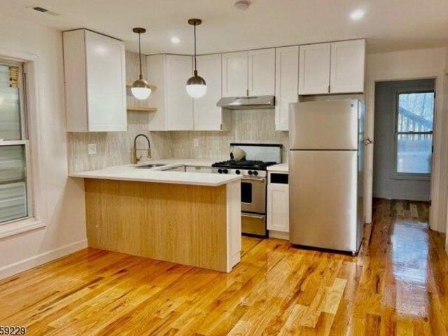 2 Bedroom 1 Bath In Paterson NJ 07524