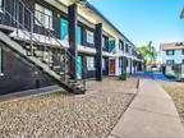 2 Bedroom 1 Bath In Phoenix AZ 85017