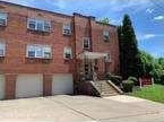 2 Bedroom 1 Bath In Pittsburgh PA 15217