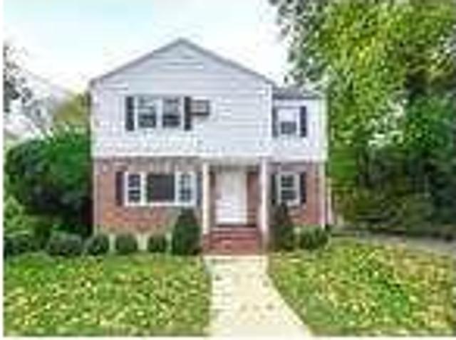 2 Bedroom 1 Bath In Port Washington NY 11050