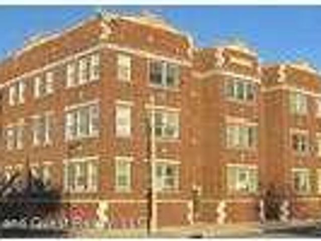 2 Bedroom 1 Bath In Racine WI 53403