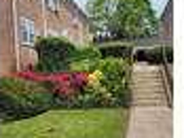 2 Bedroom 1 Bath In Ridgewood NJ 07450